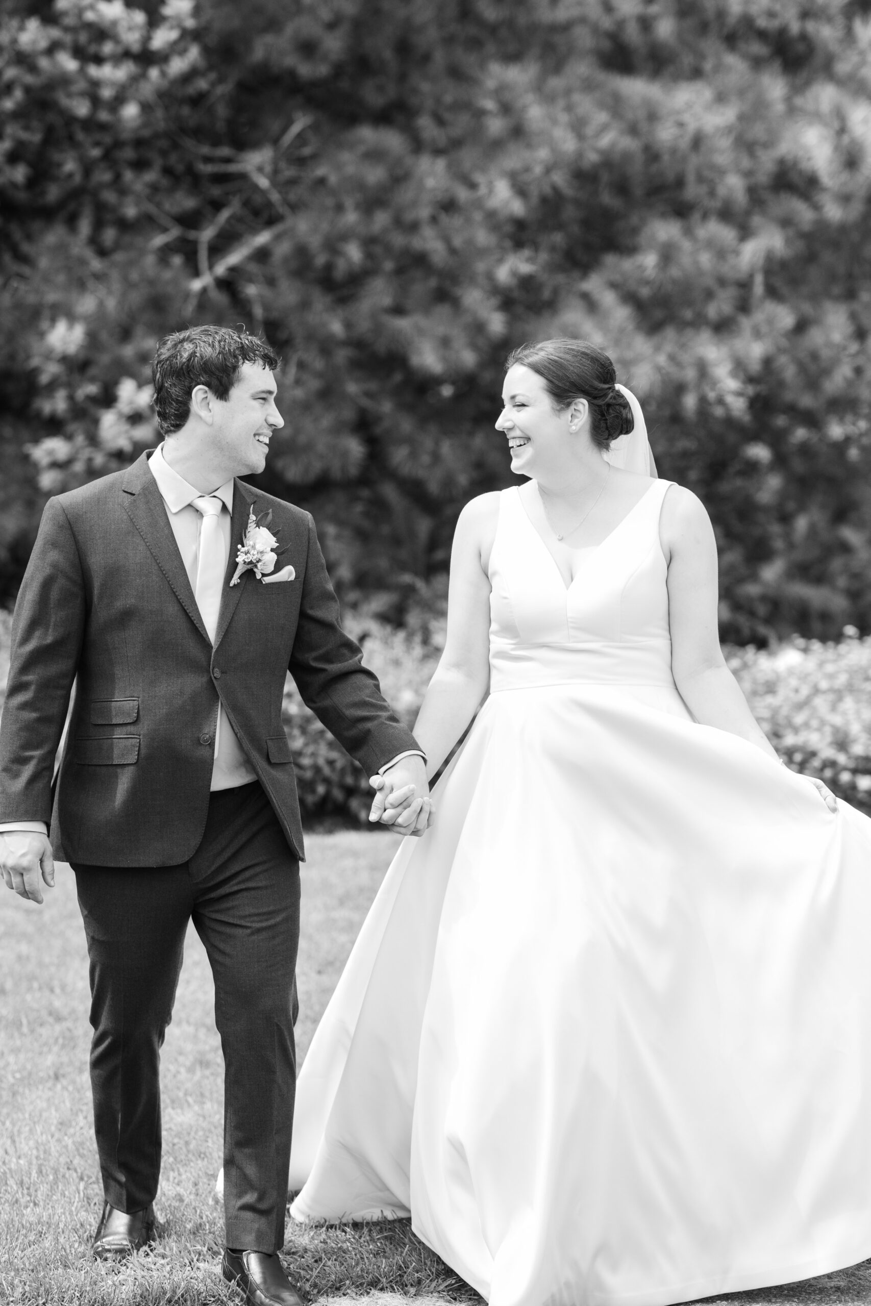 Summer Wedding at Lago in Ottawa - The Barnett Company Blog
